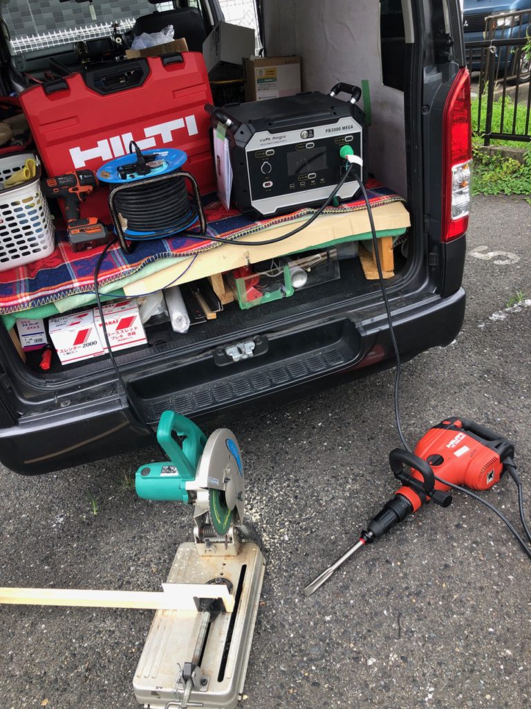 《職人さん必見》現場作業で使えるポータブル電源PB3000メガ – ポータブル電源・大容量バッテリー Volt Magic（ボルトマジック）公式